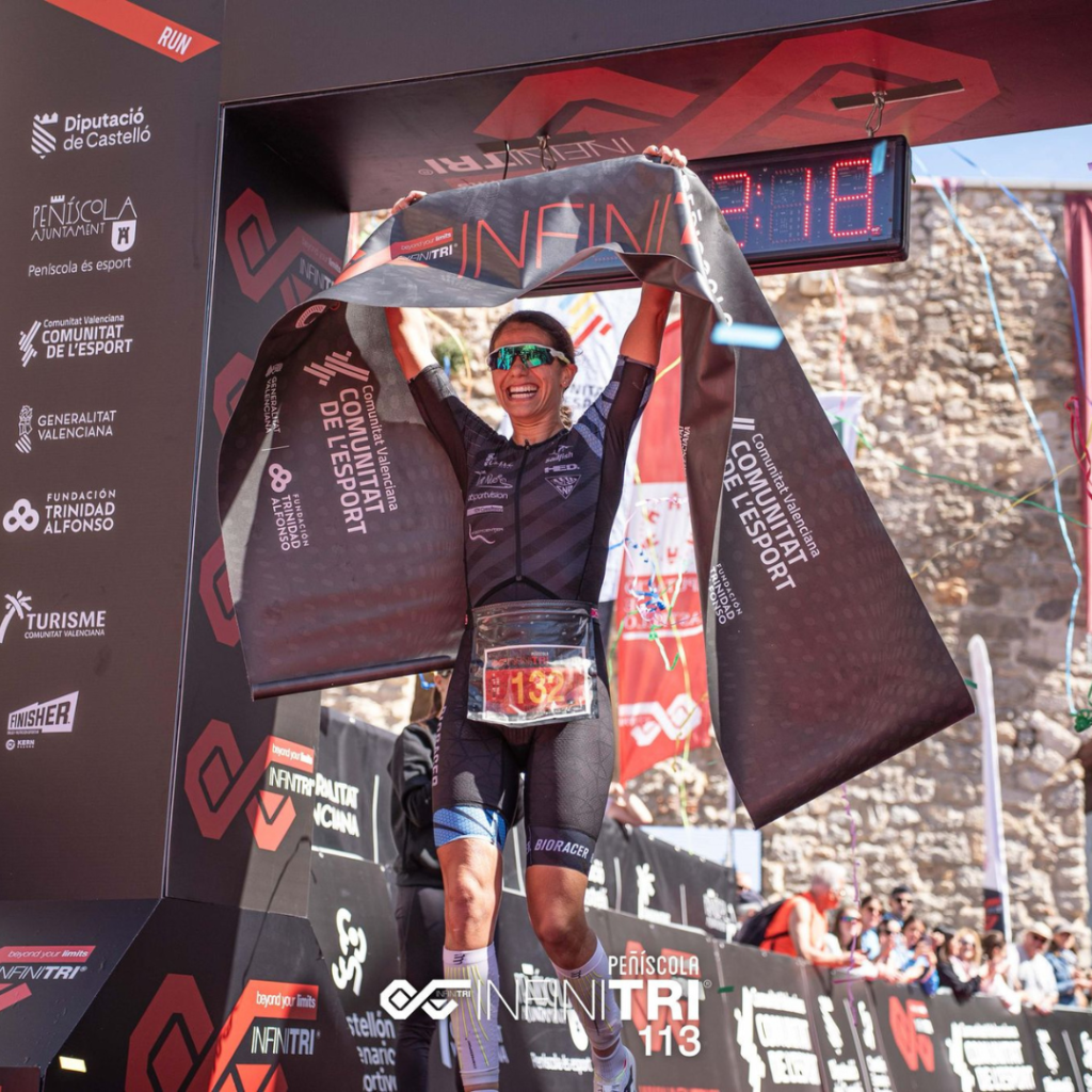 Elisabetta Curridori es proclama campiona del triatló TRINFINITI ...