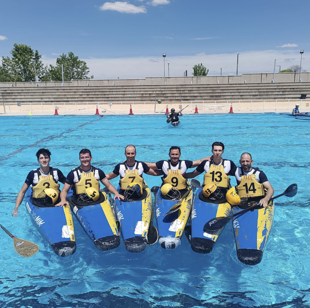 Debut del nou equip de 3a divisió sènior masculina de caiac polo - CN ...